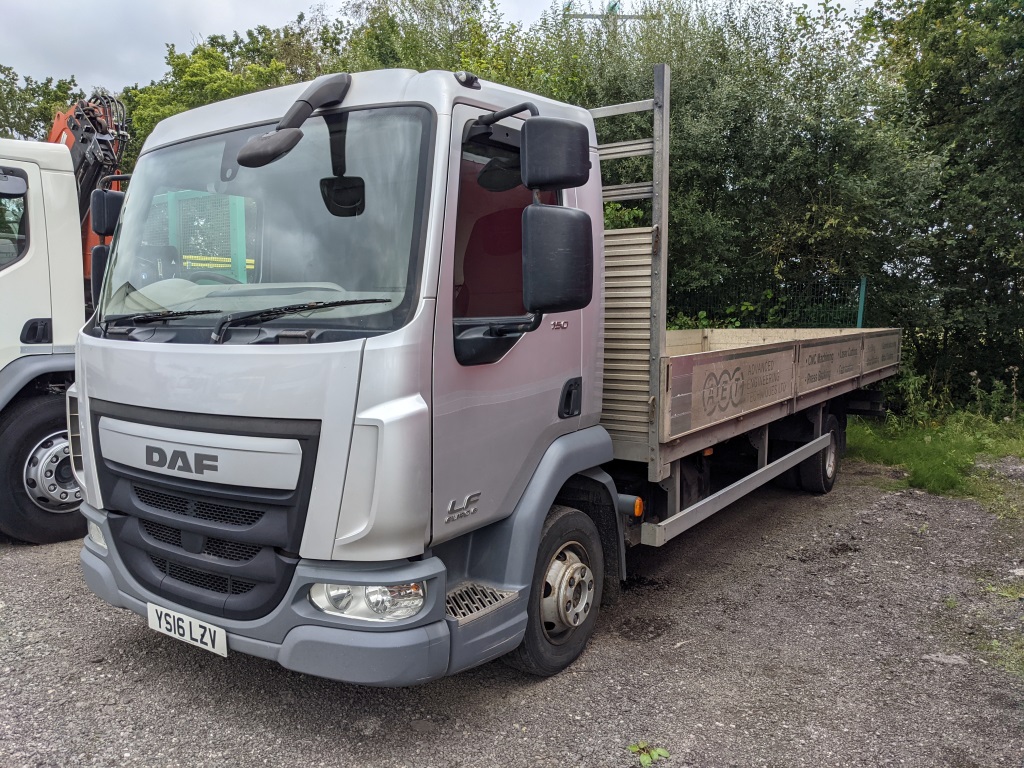 2016 DAF LF45 7.5T 24ft Dropsider on Air Suspension - Used Trucks ...