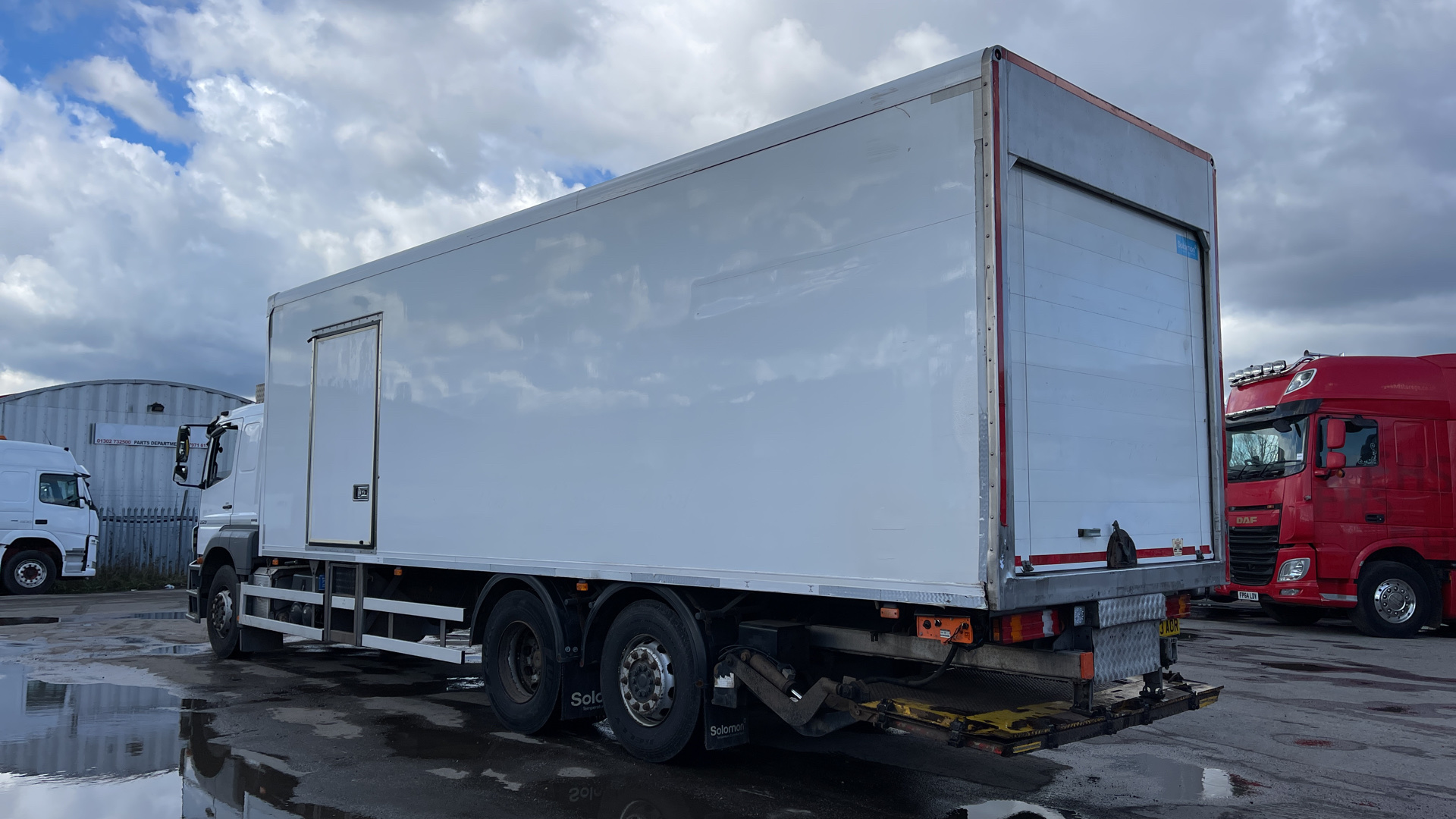 2013 Mercedes 26 Ton Sleeper cab Fridge - Used Trucks - Scaffolding ...