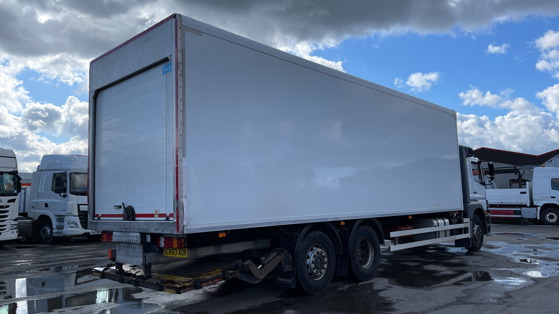 2013 Mercedes 26 Ton Sleeper cab Fridge - Used Trucks - Scaffolding ...