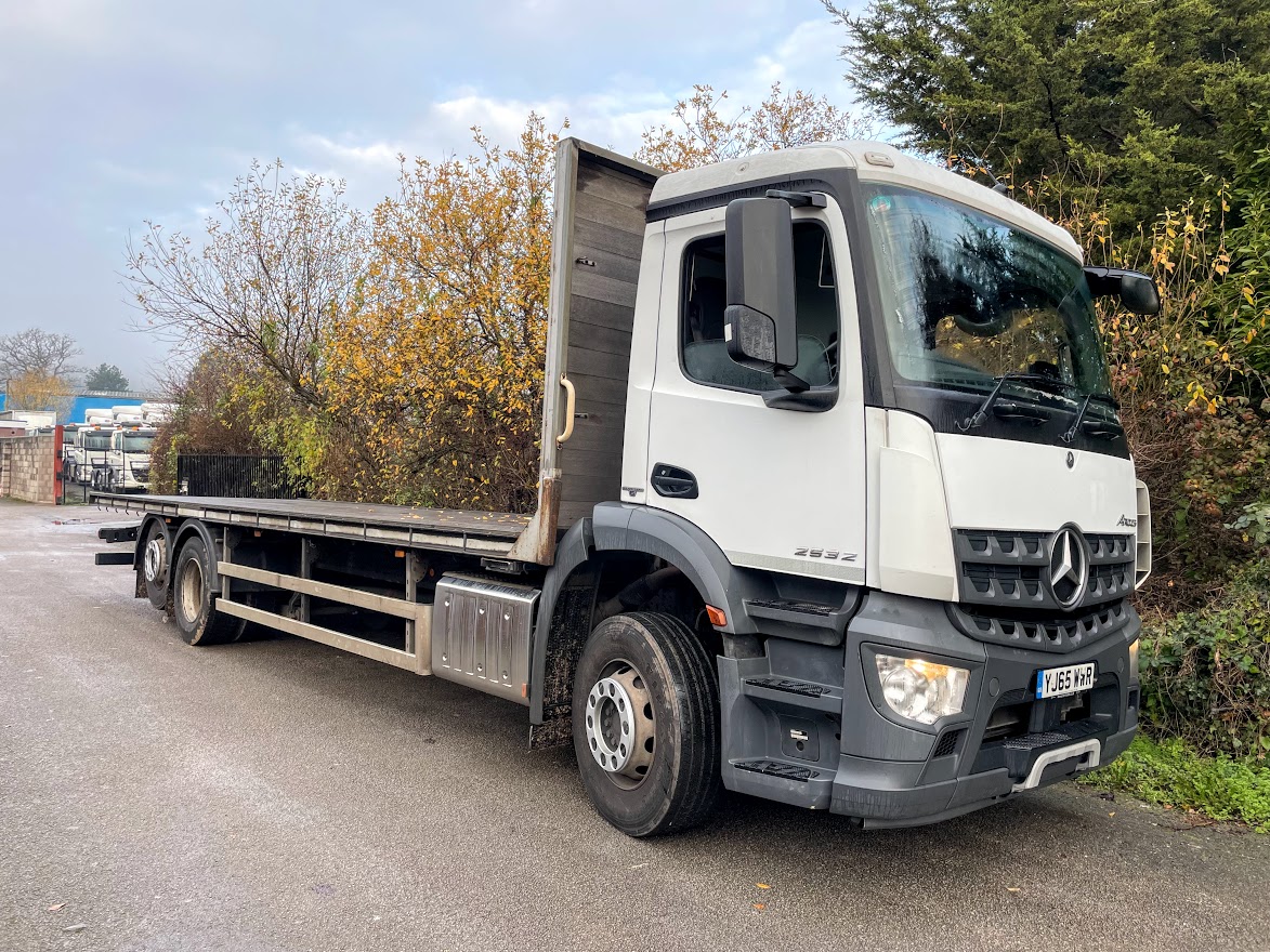 EURO 6 Mercedes Antos 26Ton Flatbed - Used Trucks - Scaffolding Trucks ...