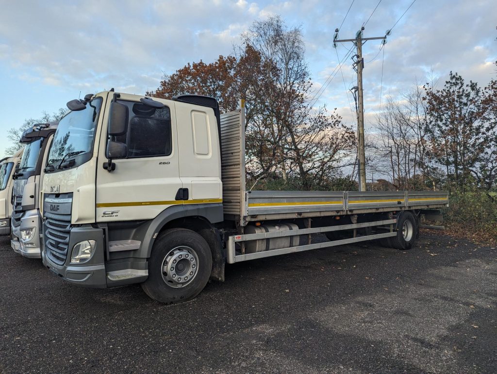 2018 DAF 18Ton Dropsider - Used Trucks - Scaffolding Trucks - Crane ...
